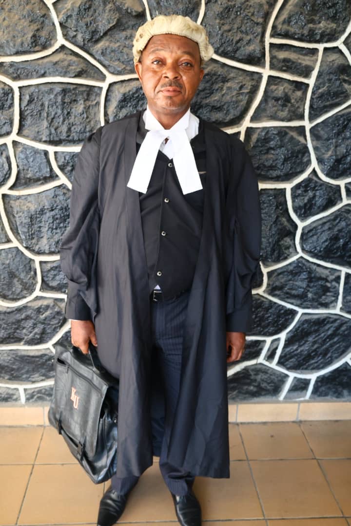 EFCC arrests suspected fake lawyer over forged NBA seal in Lagos ...