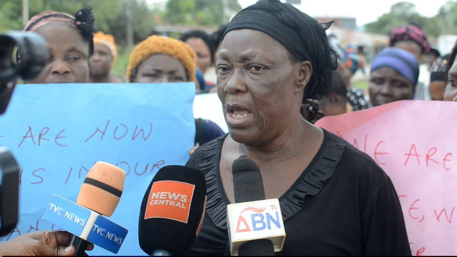 Umunneochi Women Storm Abia Govt House Over Alleged Arrests, Land ...